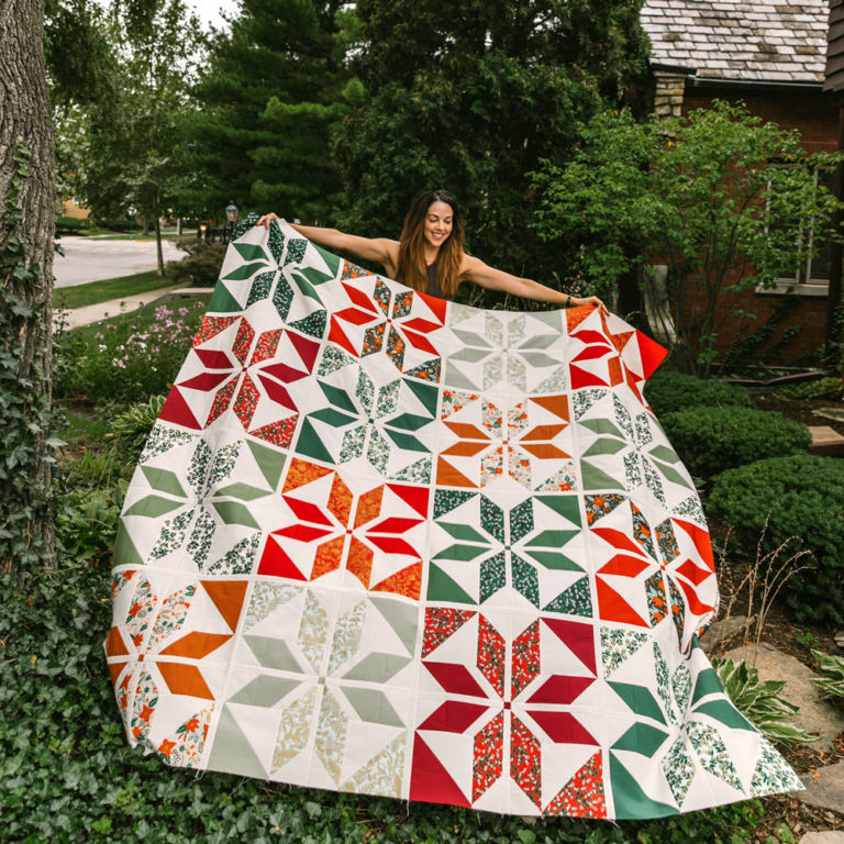 Holiday Party Quilt Pattern (Download) - Suzy Quilts