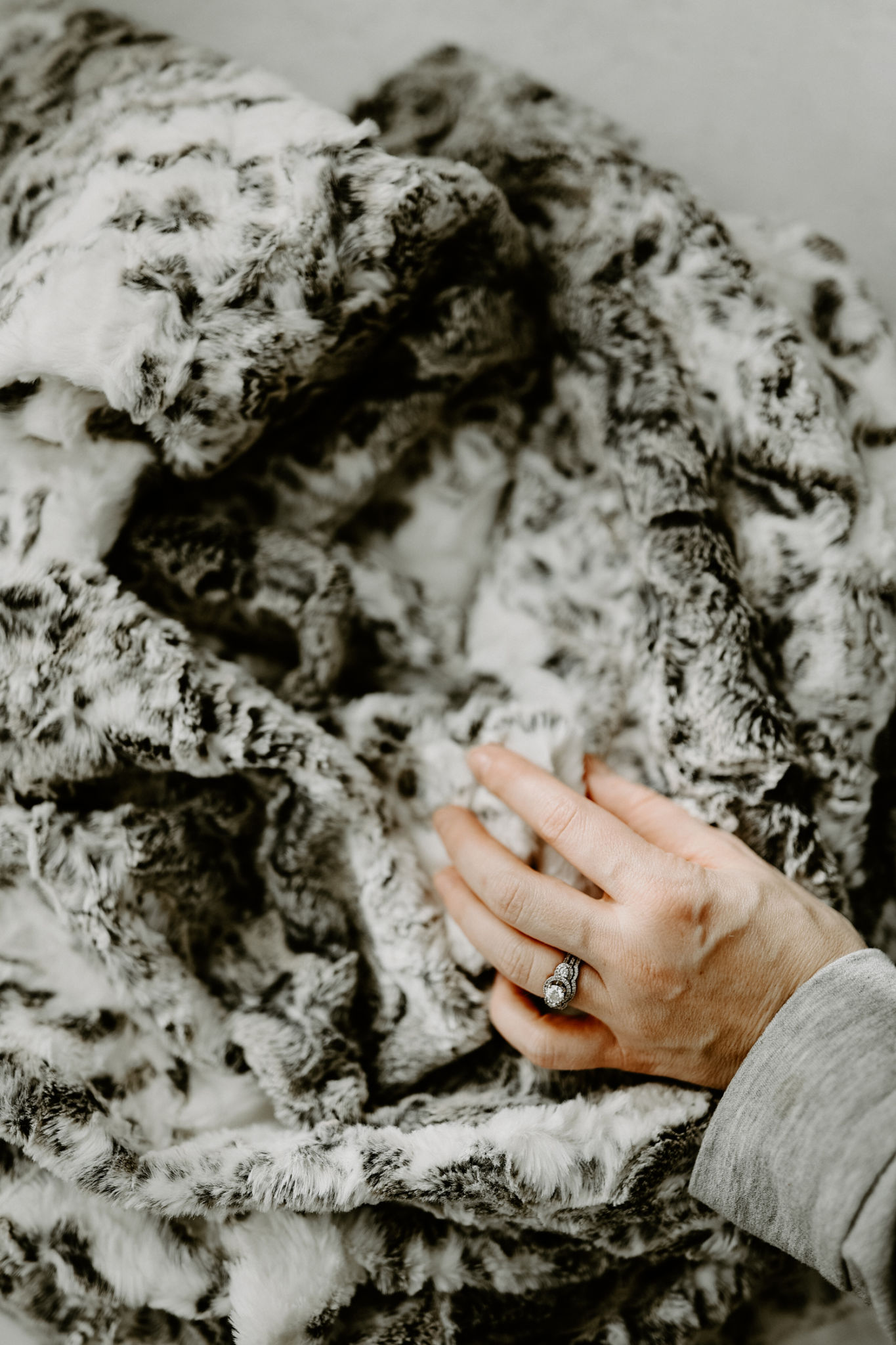 4 Tips for Quilting with Minky or Faux Fur - Suzy Quilts