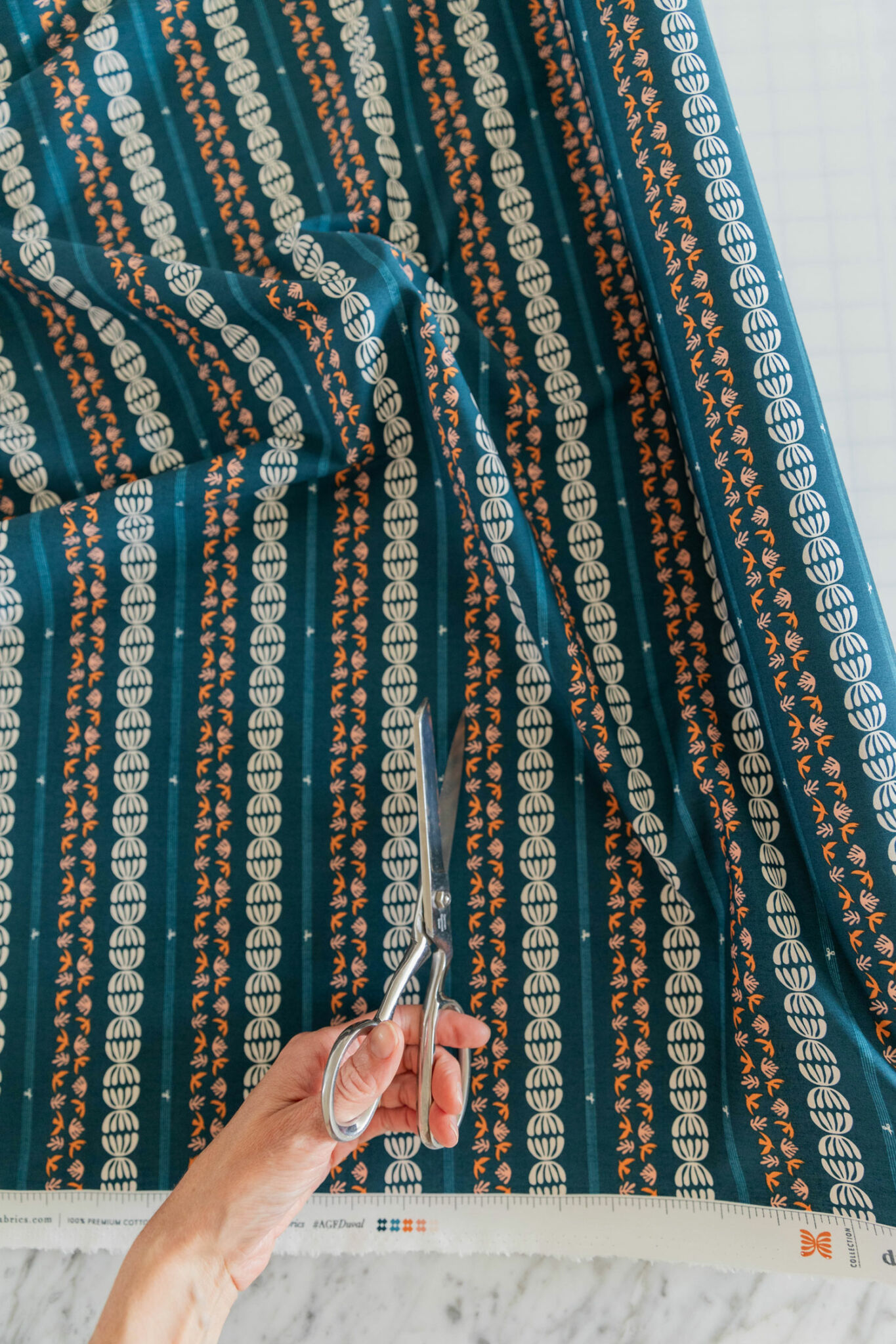 Binding Fabric You Must Try! - Suzy Quilts