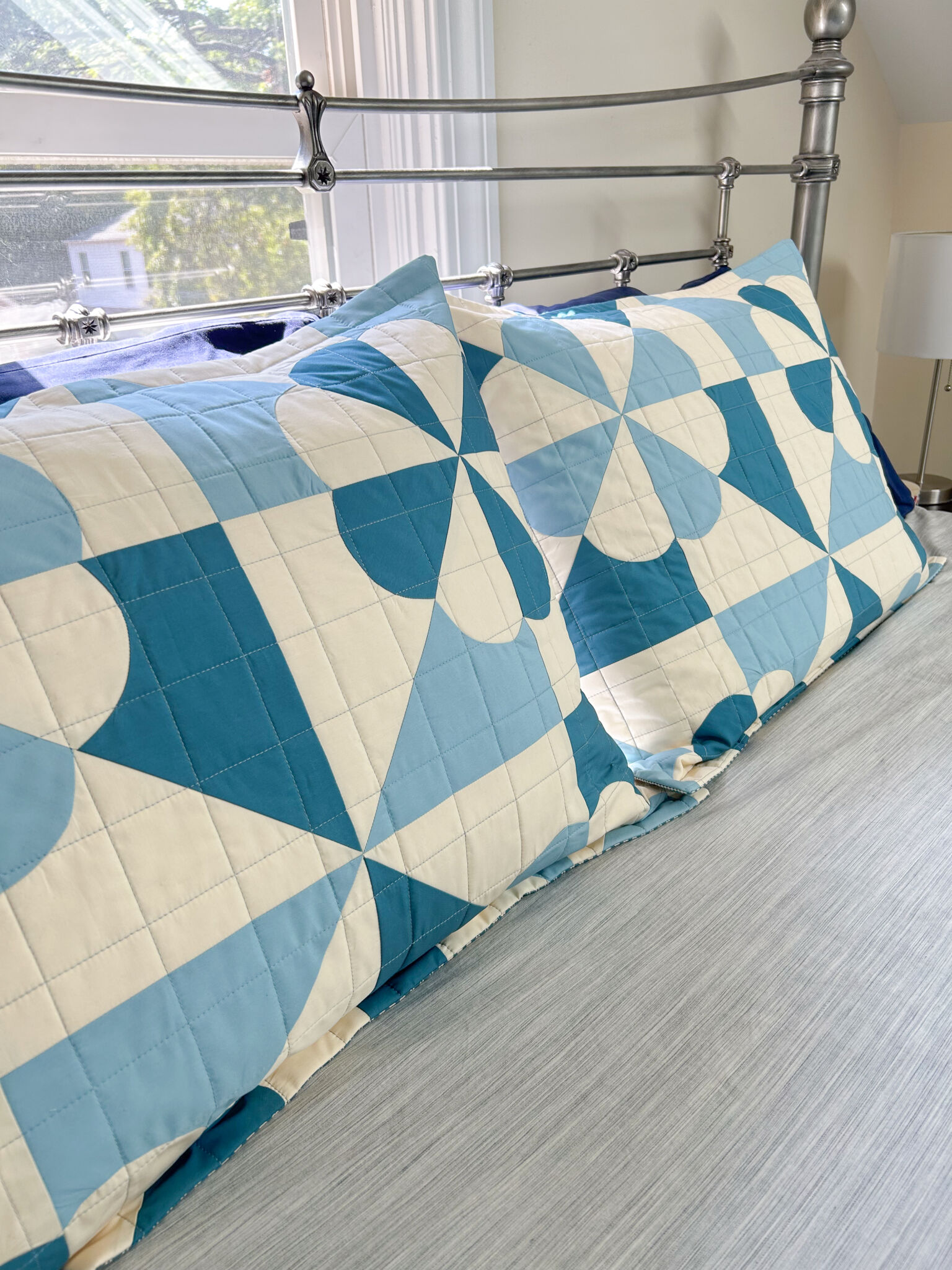 Noel Quilted Pillow Shams Pattern - Suzy Quilts