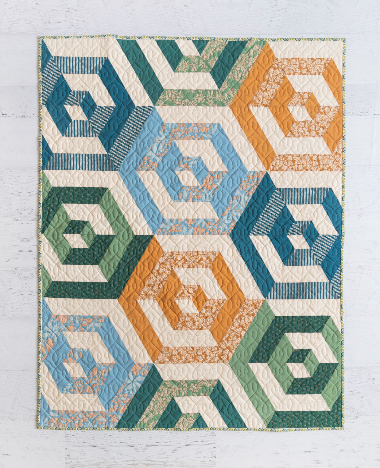 Reverb Quilt Pattern (Download) - Suzy Quilts